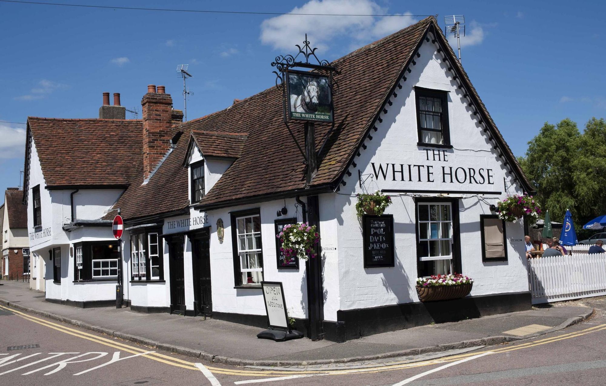 White Horse, Witham - CAMRA - The Campaign for Real Ale