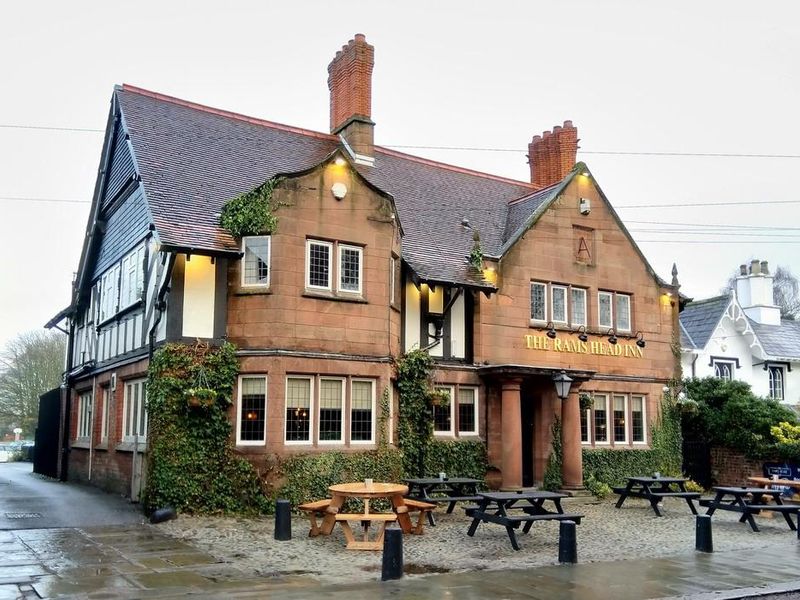 Little Manor, Thelwall - CAMRA - The Campaign for Real Ale