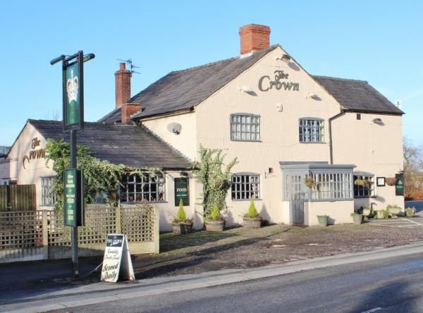 Crown Lower Peover 17th century Country Pub