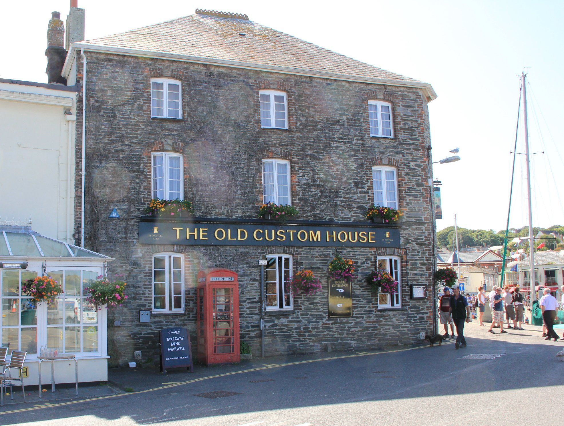 Old Custom House, Padstow - CAMRA - The Campaign for Real Ale