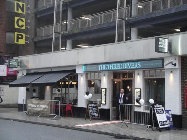 Yates, Cardiff - CAMRA - The Campaign for Real Ale