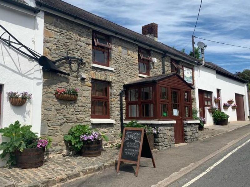 Cresselly Arms, Pontargothi - CAMRA Experience
