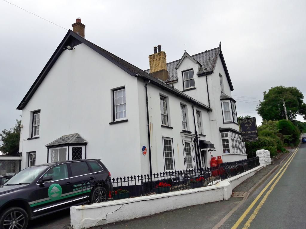 Highcliffe Hotel, Aberporth - CAMRA - The Campaign for Real Ale