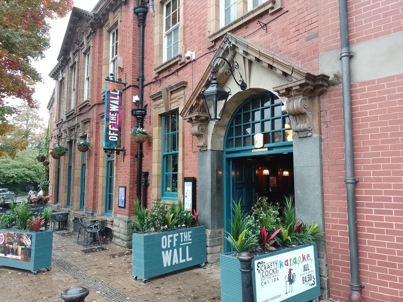 Flat Earth Bar, Chester - CAMRA - The Campaign for Real Ale