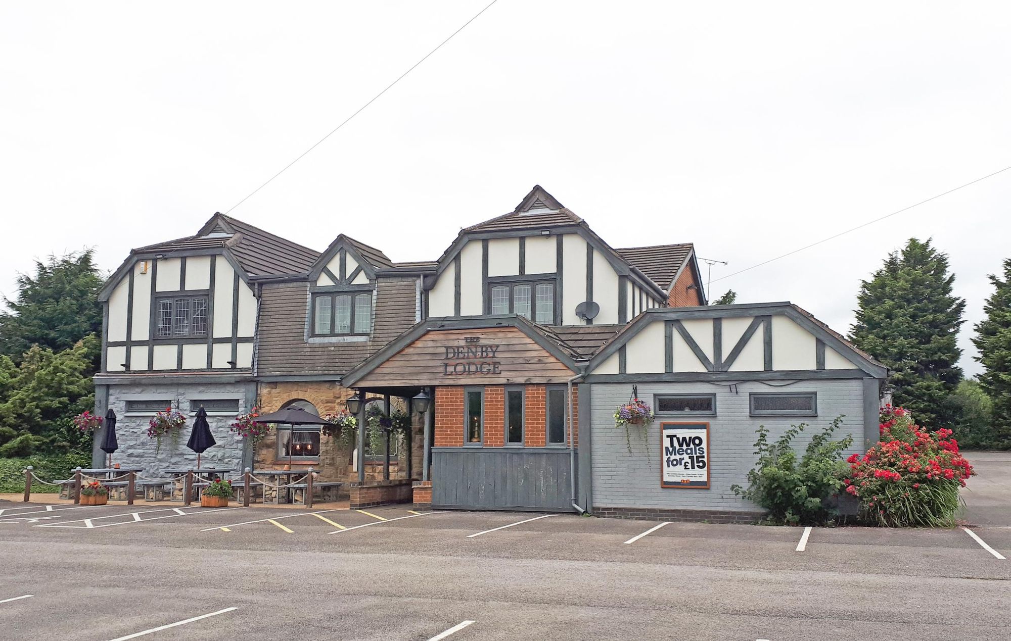 Denby Lodge, Denby Village - CAMRA - The Campaign for Real Ale