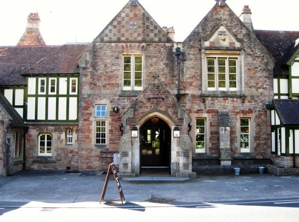 Battleaxes, Wraxall - CAMRA - The Campaign for Real Ale