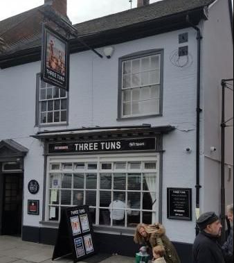 Three Tuns, High Wycombe - CAMRA - The Campaign for Real Ale