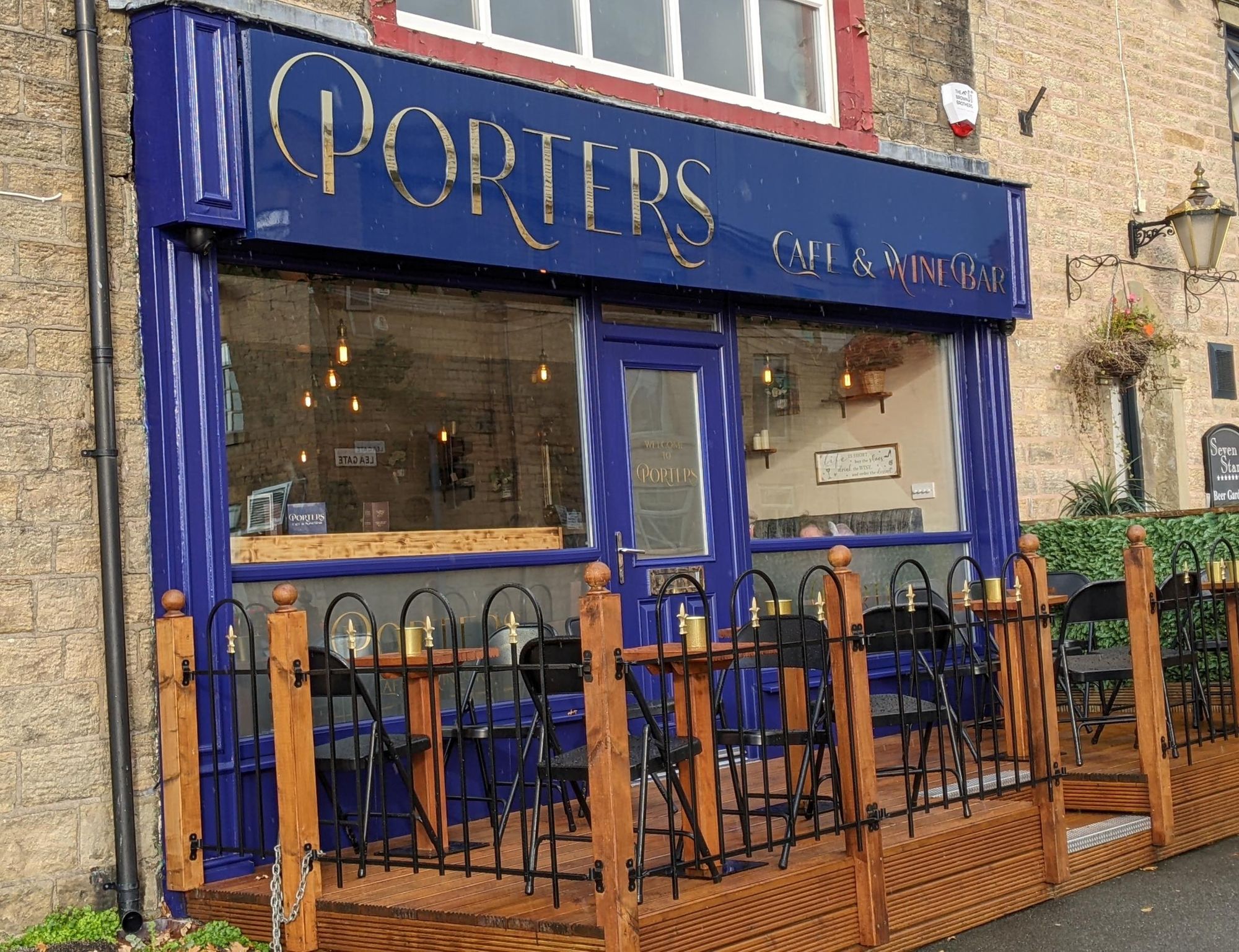 Porters Cafe & Wine Bar, Harwood - CAMRA - The Campaign for Real Ale
