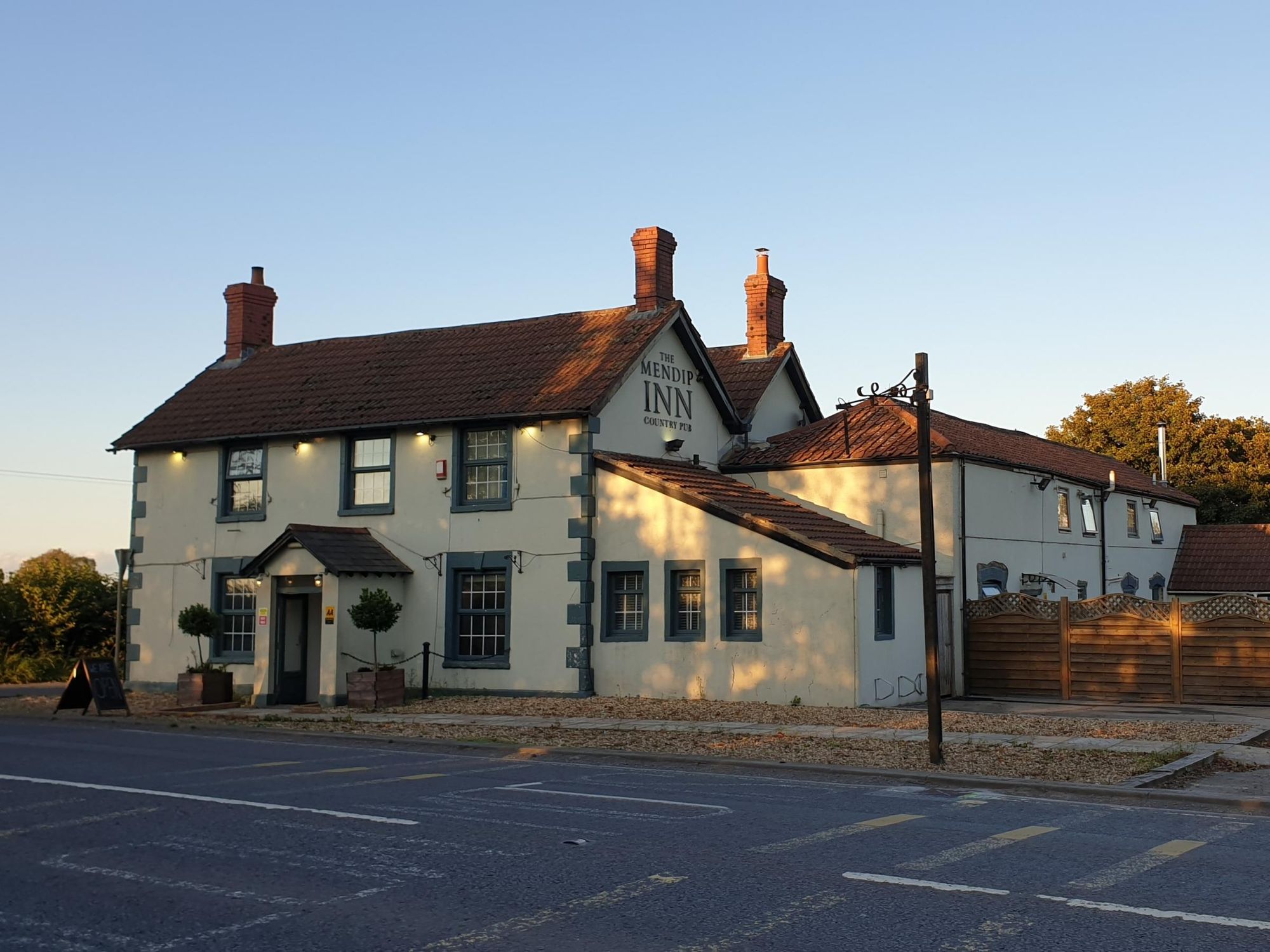 Mendip Inn, Oakhill - CAMRA - The Campaign for Real Ale