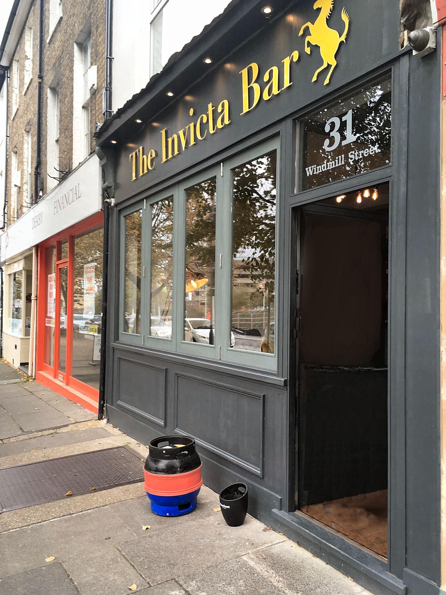 Invicta Bar, Gravesend - CAMRA - The Campaign for Real Ale