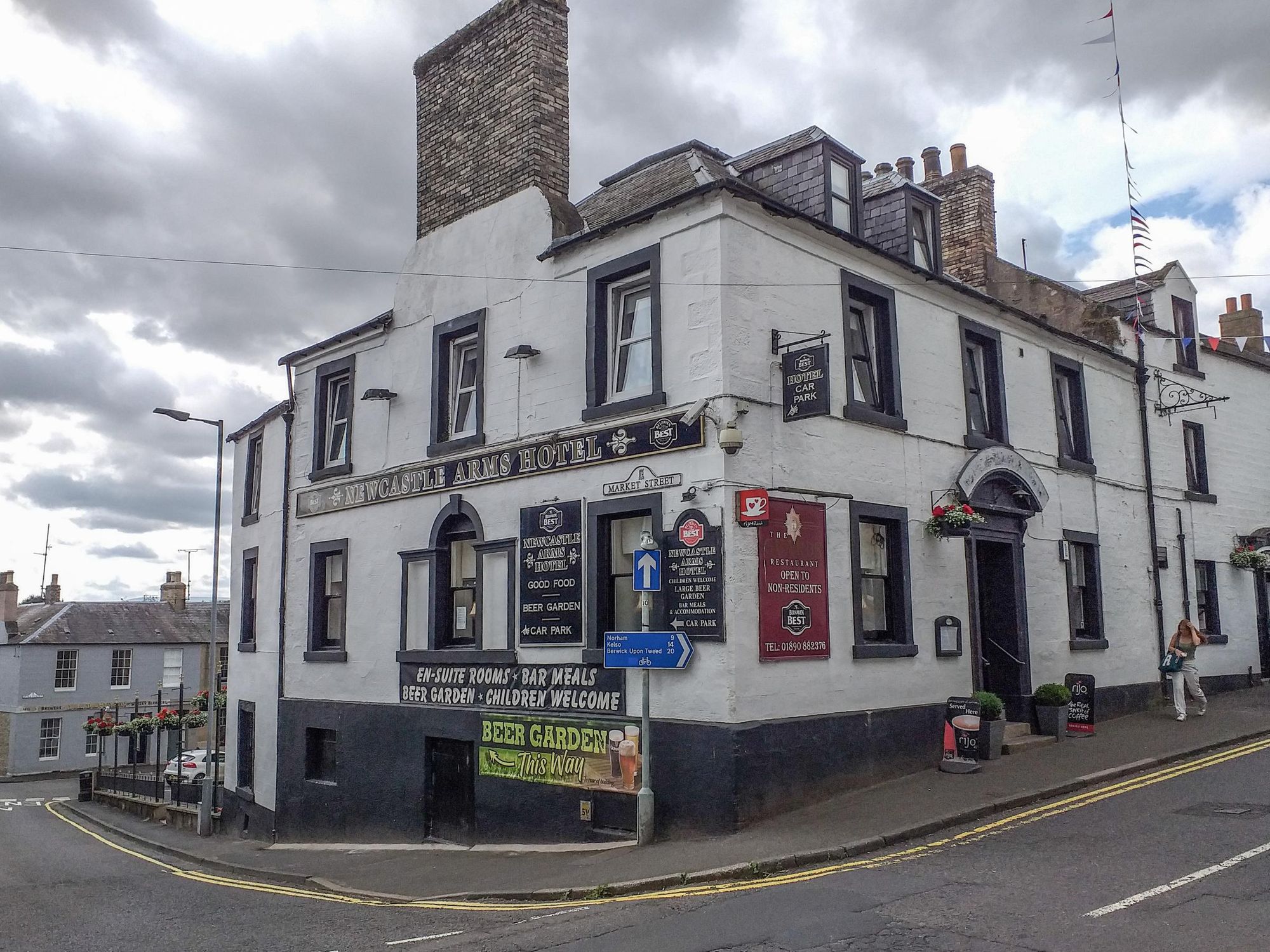 Newcastle Arms Hotel, Coldstream - CAMRA - The Campaign for Real Ale