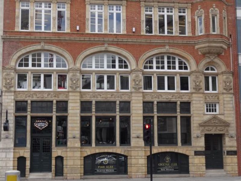 Viaduct Tavern, London - CAMRA - The Campaign for Real Ale