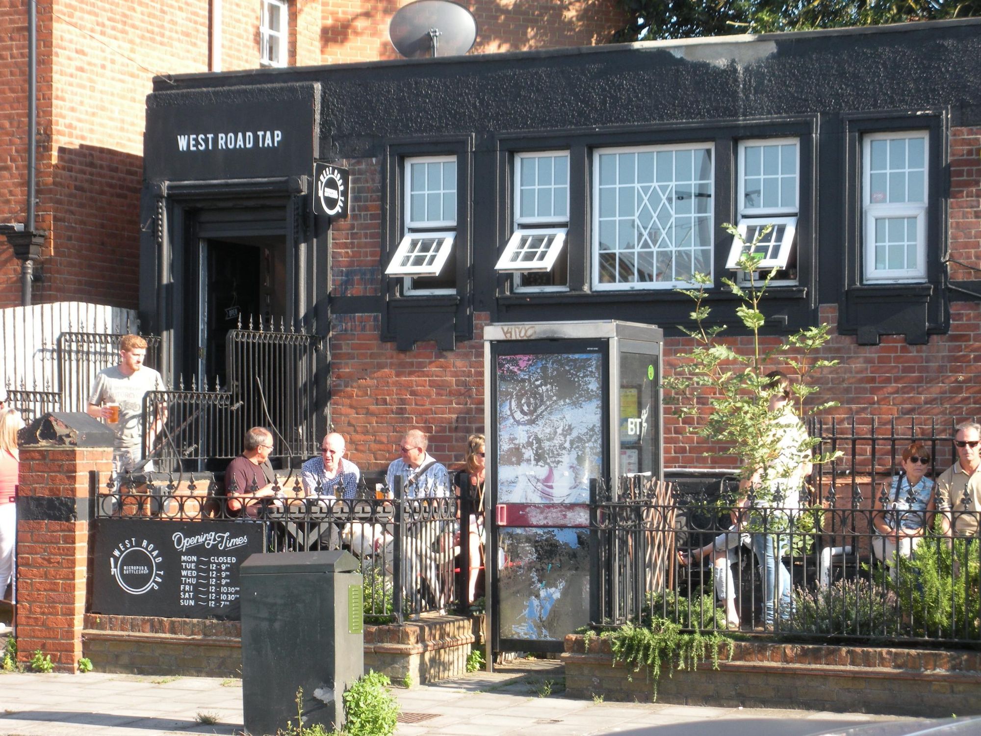 West Road Tap, Westcliff-on-Sea - CAMRA - The Campaign for Real Ale