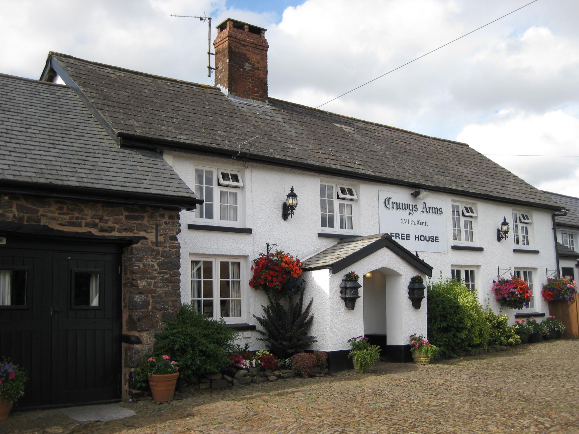 Cruwys Arms, Pennymoor - CAMRA - The Campaign for Real Ale