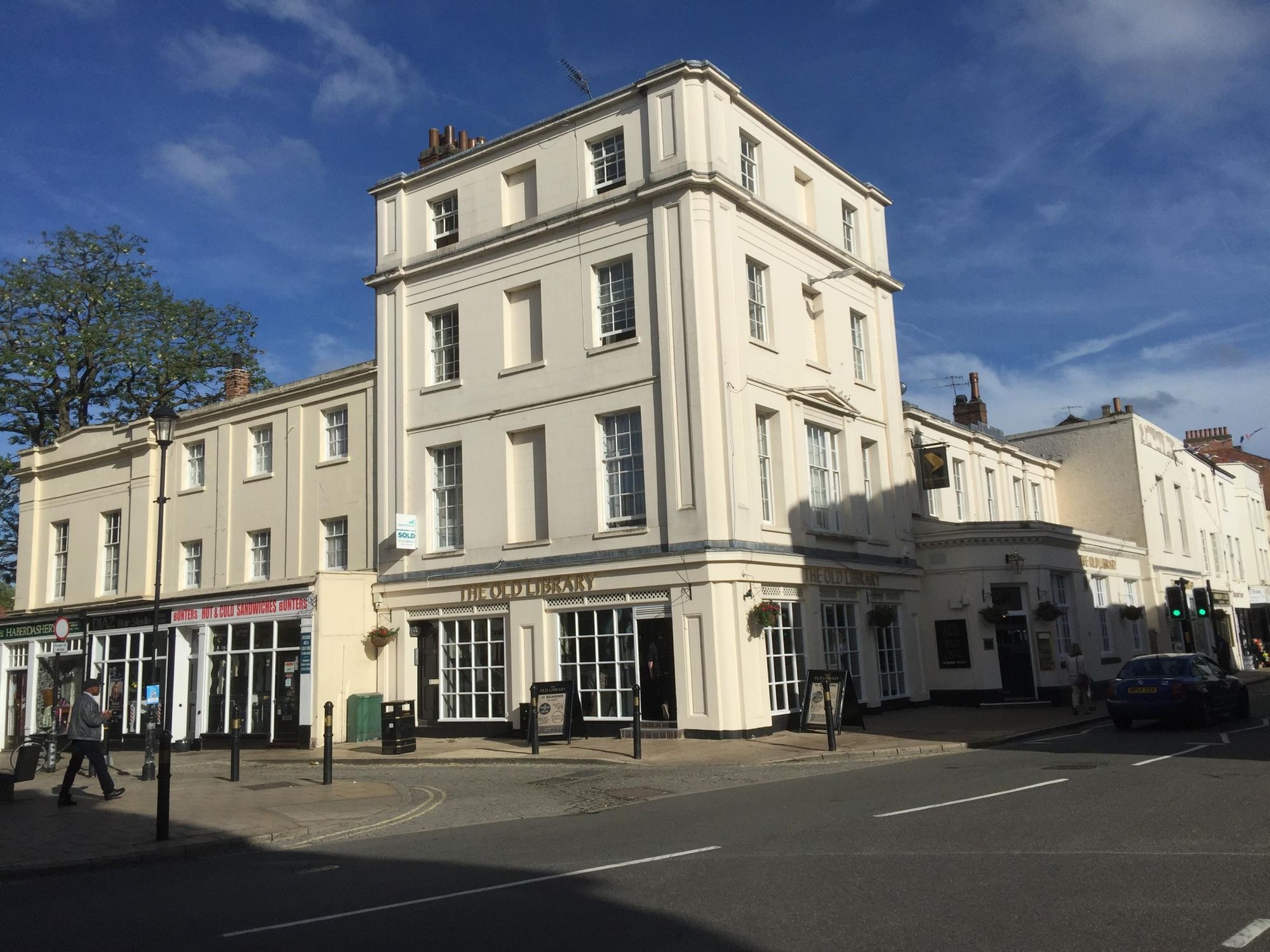 Old Library, Leamington Spa - CAMRA - The Campaign for Real Ale