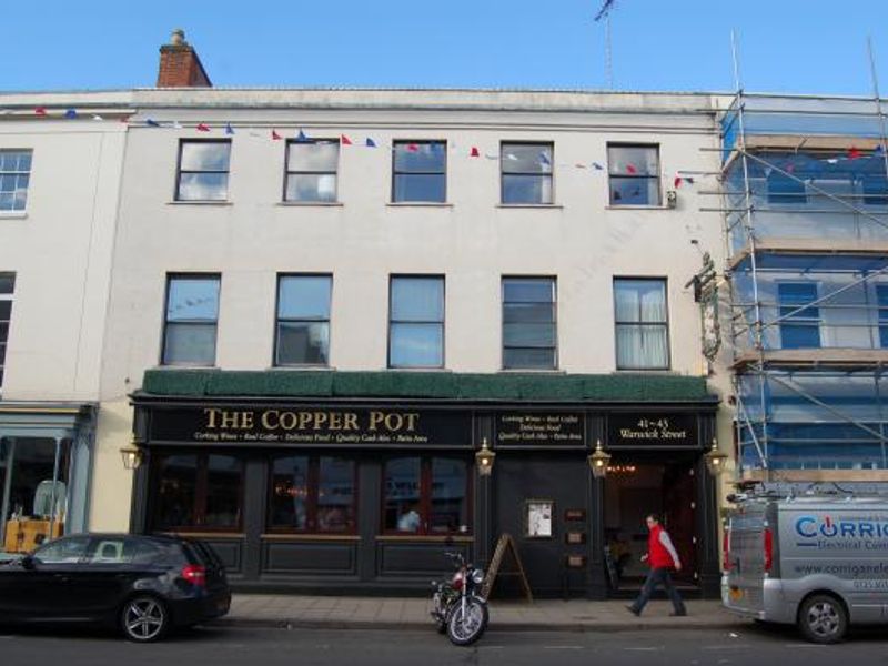 Fizzy Moon, Leamington Spa - CAMRA - The Campaign for Real Ale