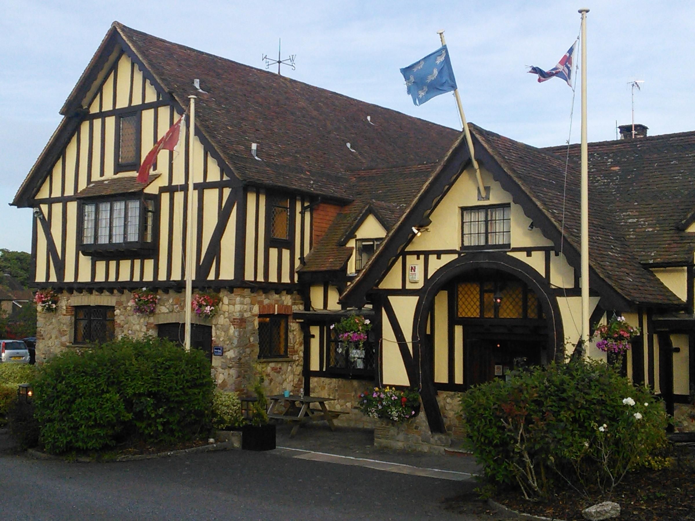 Horseshoe Inn, Windmill Hill - CAMRA Experience