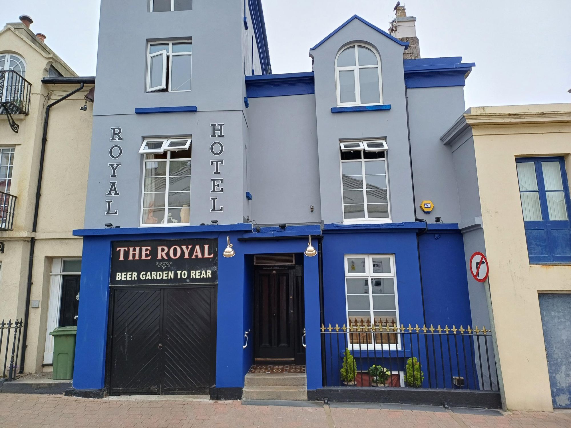 Royal Hotel, Peel - CAMRA - The Campaign for Real Ale