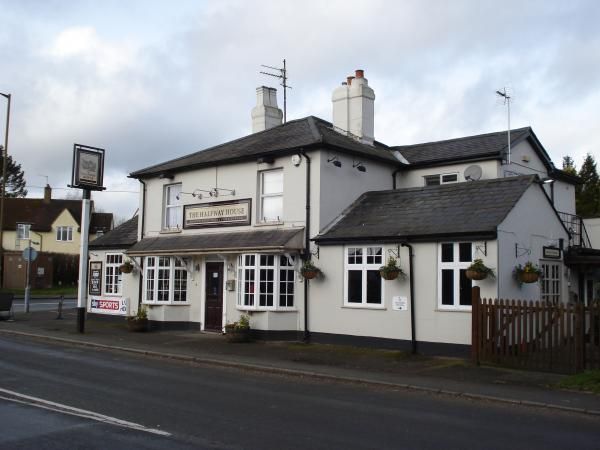 Submit Updates for Halfway House, Bovingdon - CAMRA Experience
