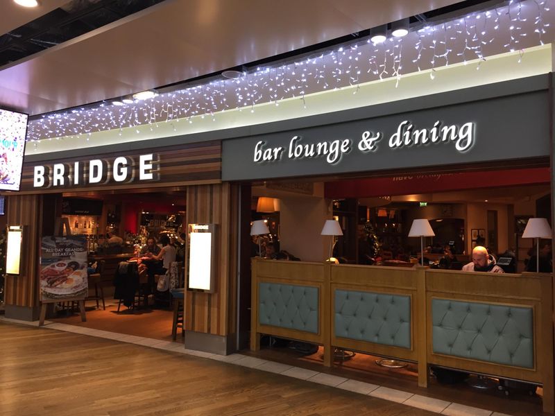 Big Smoke Taphouse & Kitchen, Heathrow Airport - CAMRA - The Campaign ...