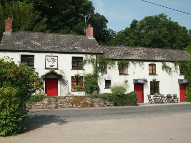 Cripple Creek Inn, Raglan - CAMRA - The Campaign for Real Ale