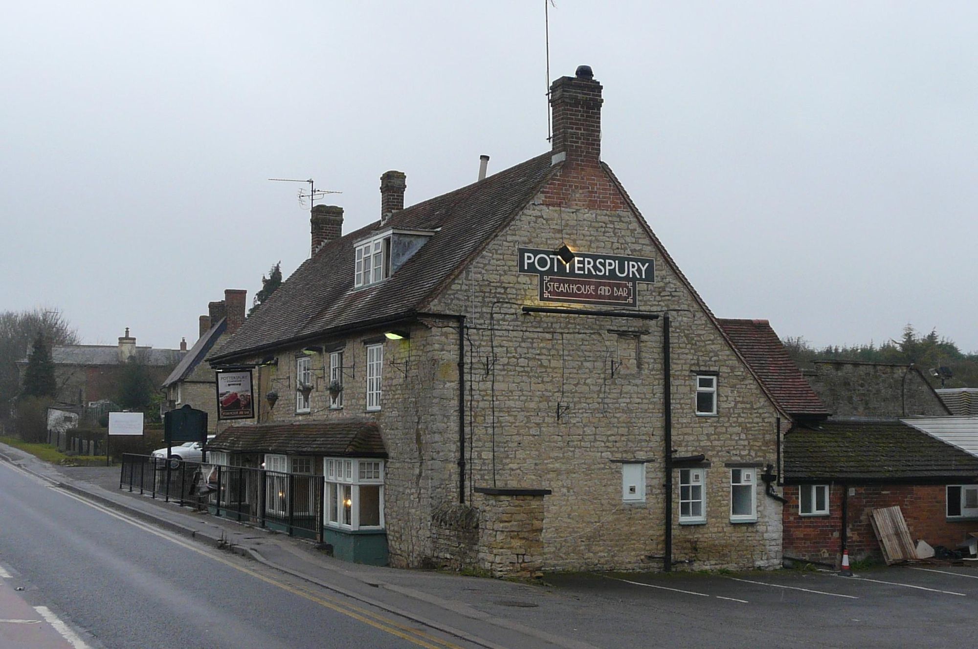 Old Talbot Pub & Restaurant, Potterspury - CAMRA - The Campaign for ...