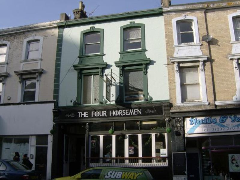 Triangle Taproom, Bournemouth - CAMRA - The Campaign for Real Ale