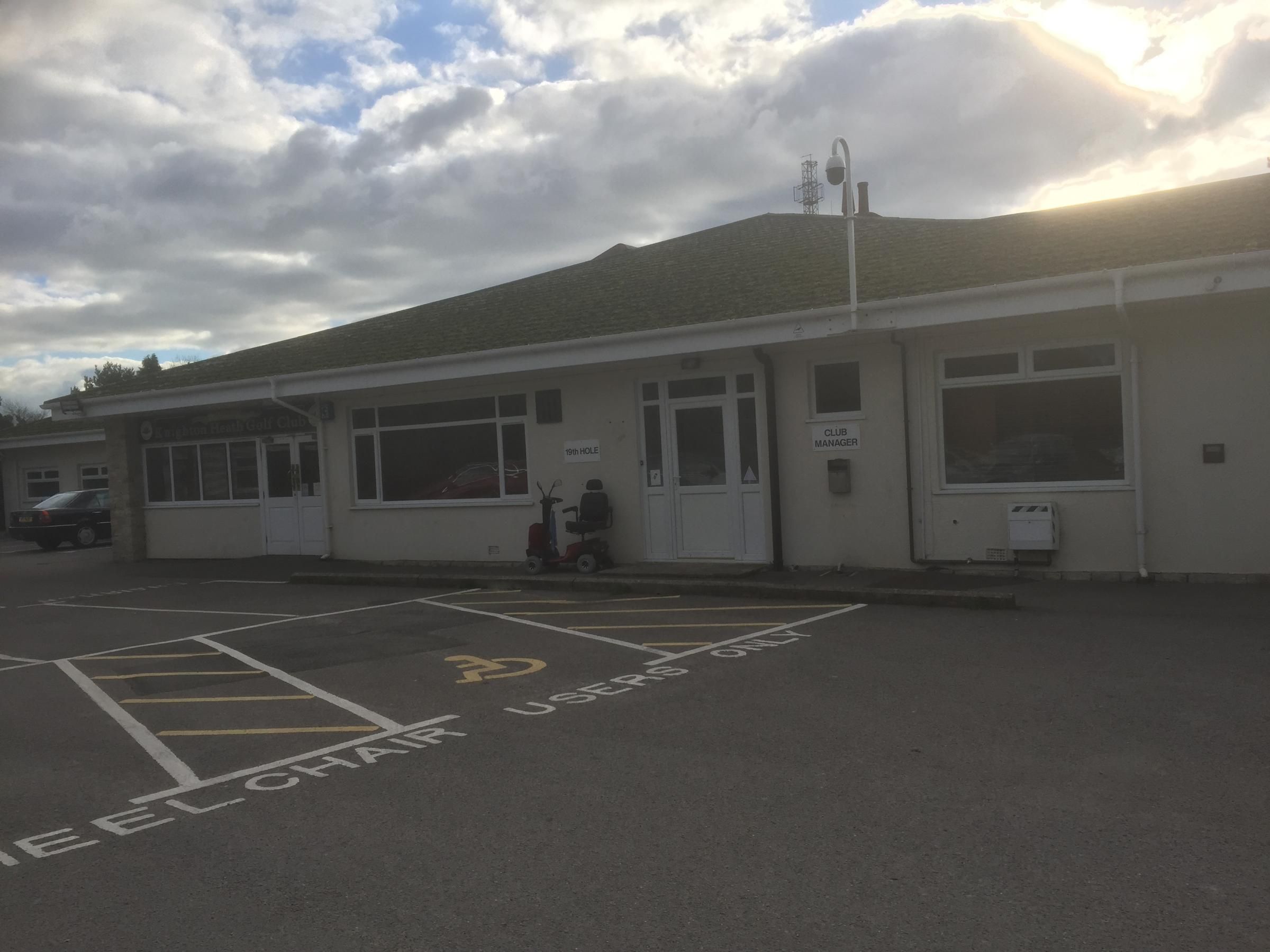 Submit Updates for Knighton Heath Golf Club, Kinson - CAMRA Experience