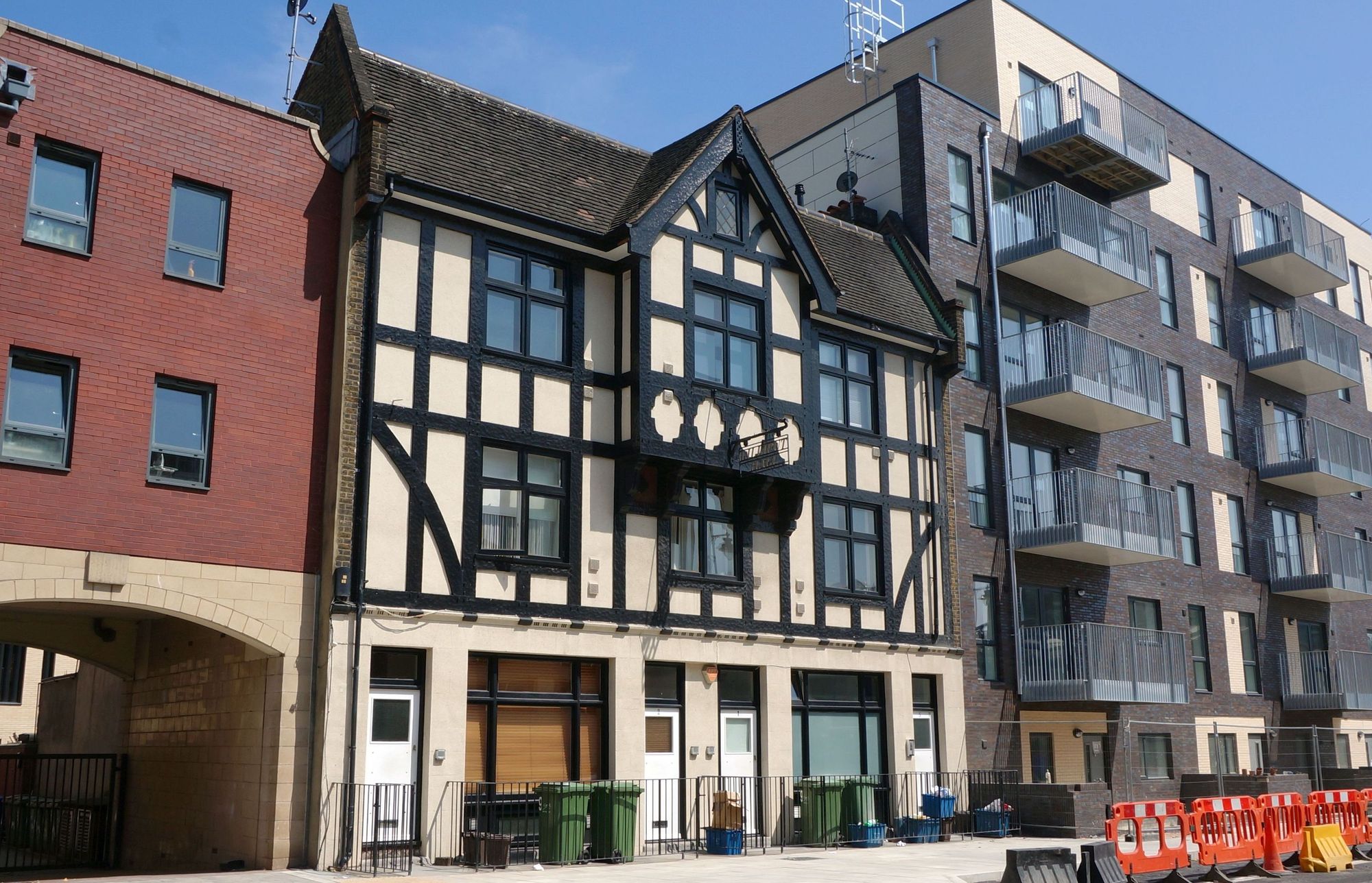 Submit Updates for Lilliput Hall, Rotherhithe - CAMRA - The Campaign ...