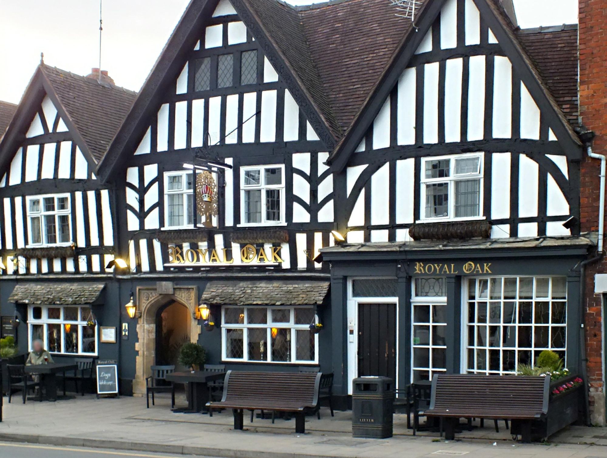 Royal Oak, Evesham - CAMRA - The Campaign for Real Ale