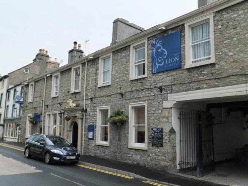 Golden Lion, Settle - CAMRA - The Campaign for Real Ale