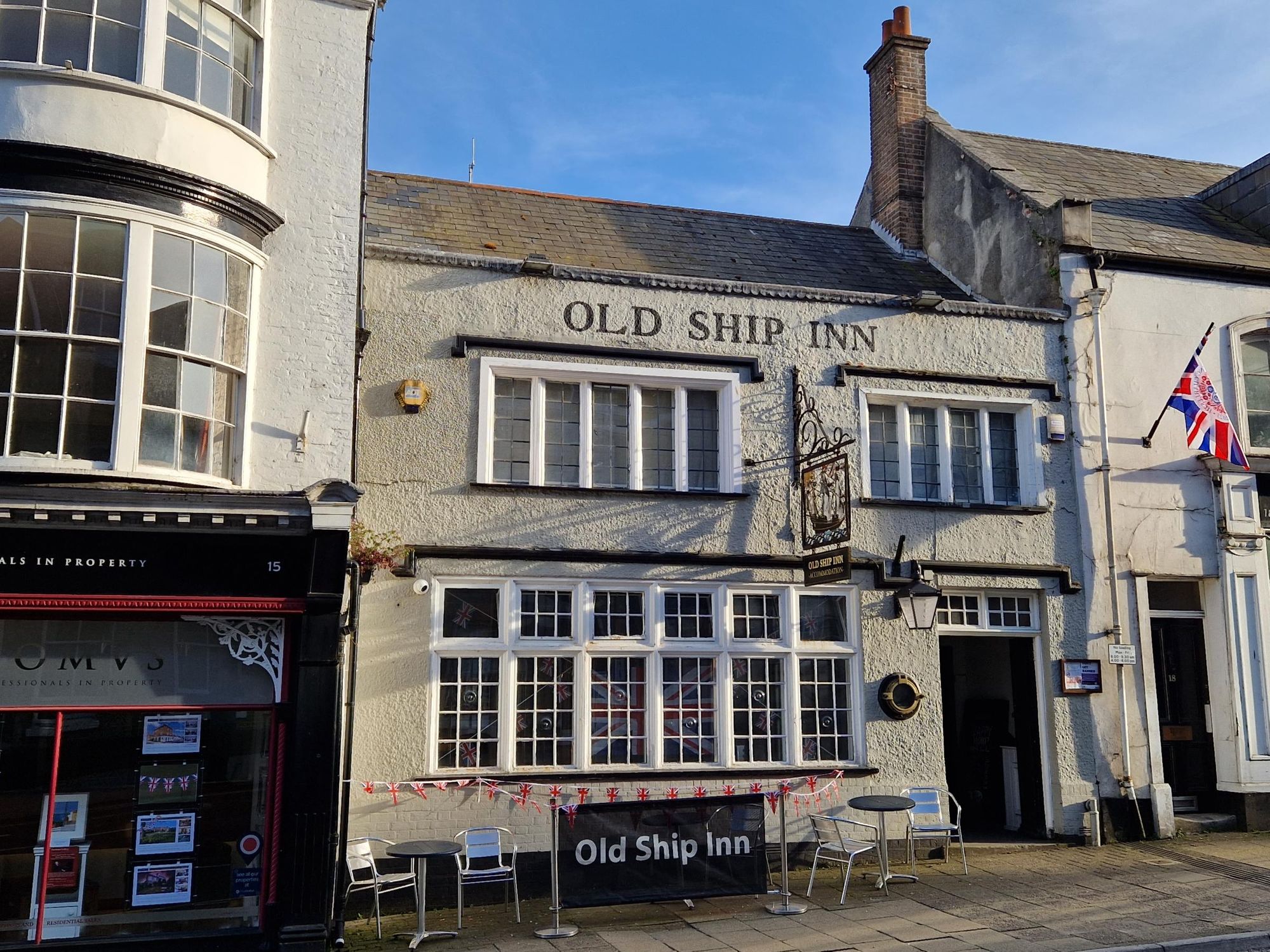 Old Ship Inn, Dorchester - CAMRA - The Campaign for Real Ale
