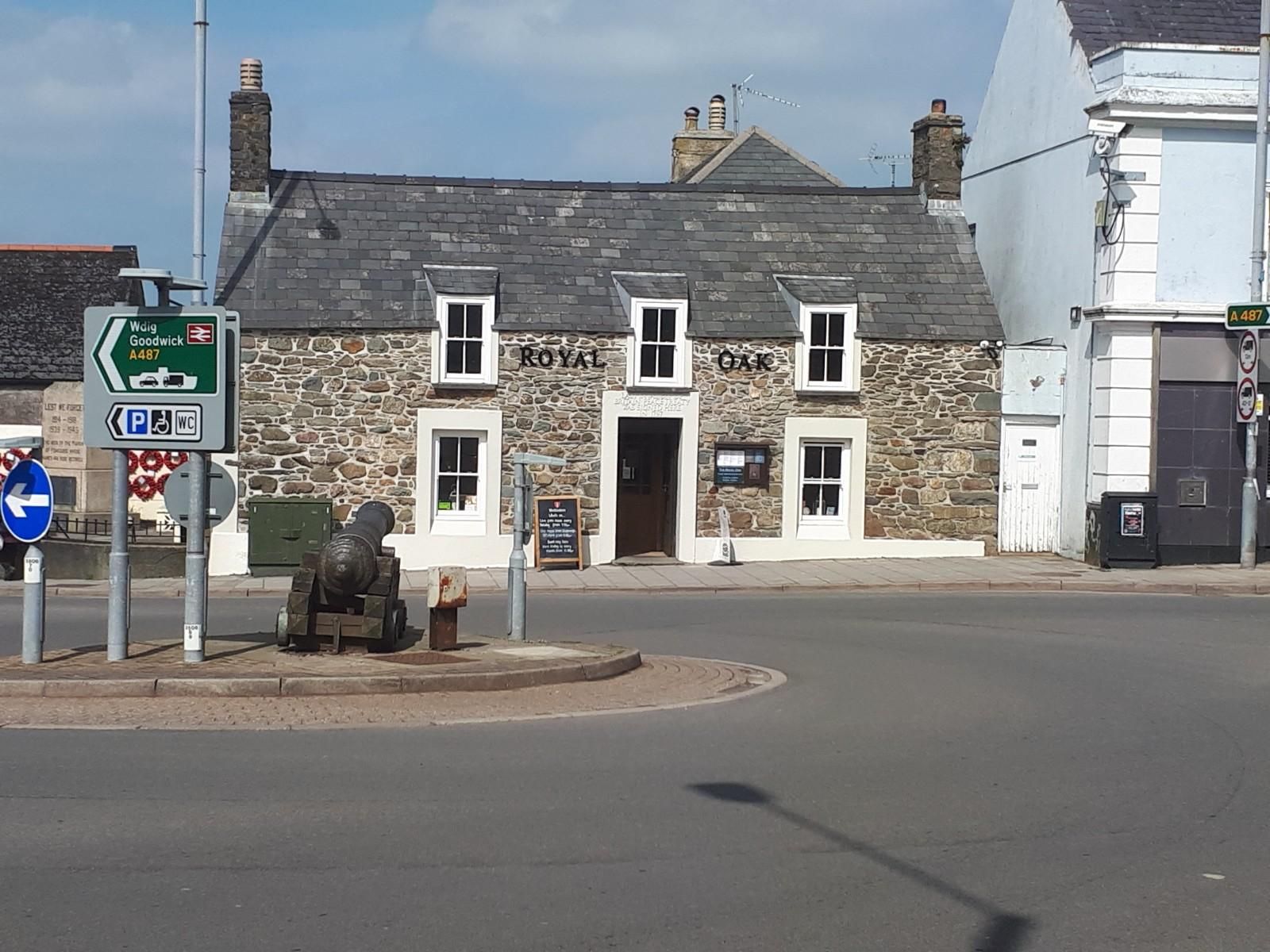 Royal Oak Inn, Fishguard - CAMRA - The Campaign for Real Ale