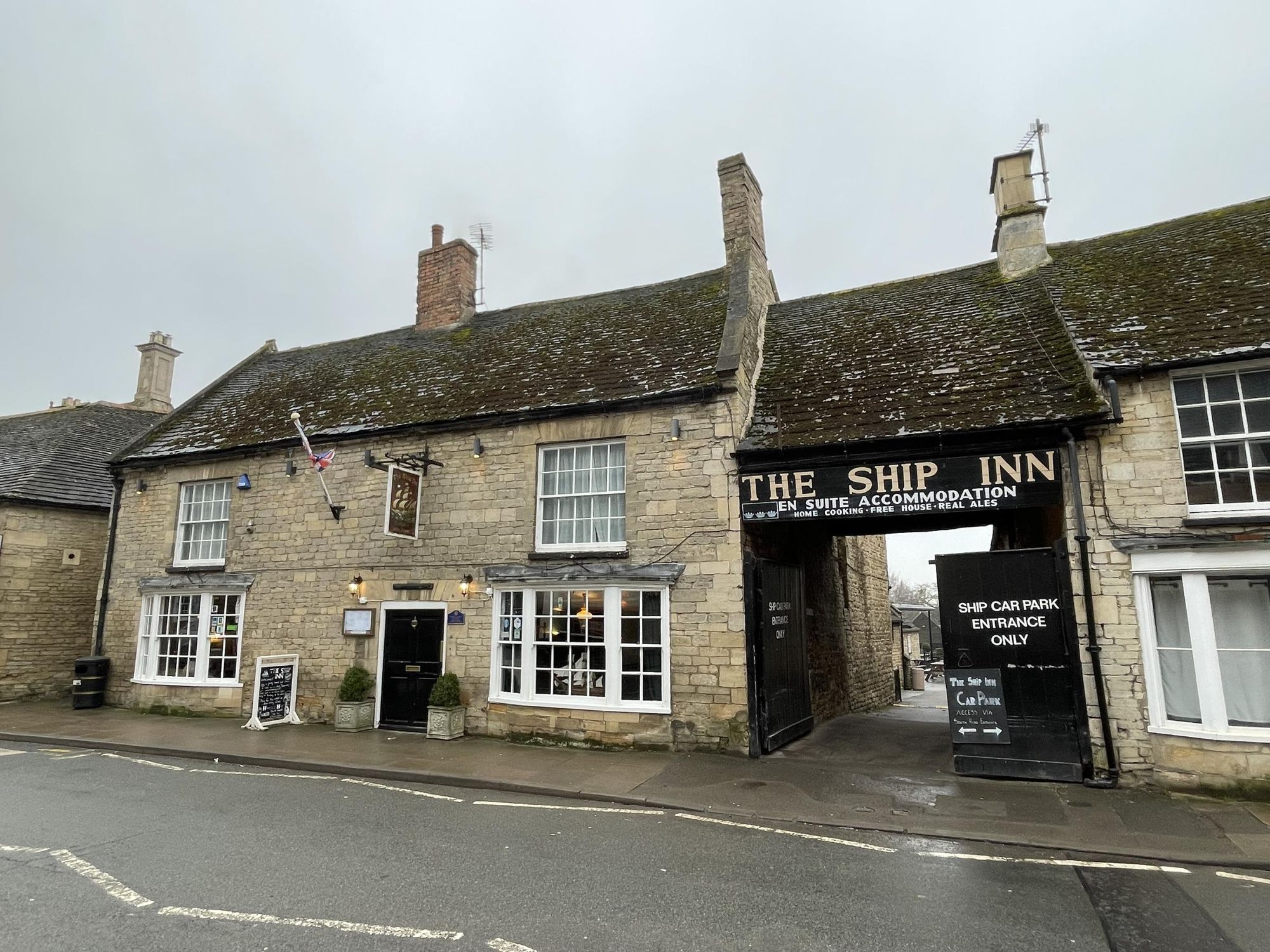 Ship Inn, Oundle - CAMRA - The Campaign for Real Ale