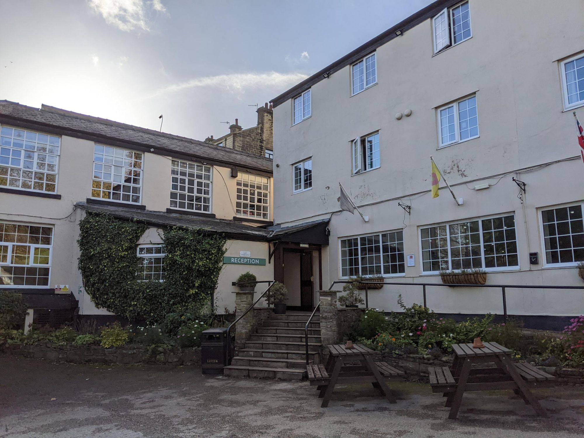 Old Mill Hotel, Ramsbottom - CAMRA - The Campaign for Real Ale