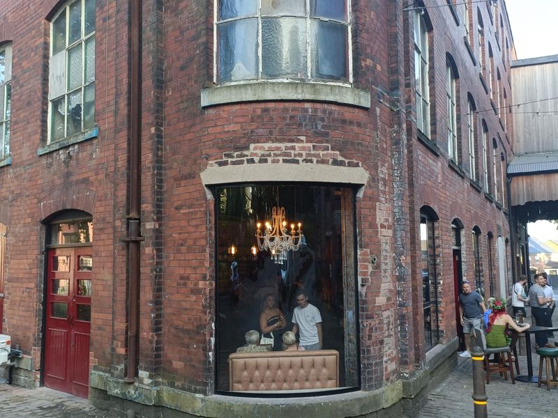 Twisted Mule Brewery & Taphouse, Rochdale - CAMRA - The Campaign for ...