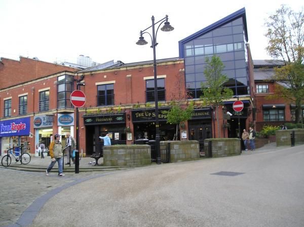 Up Steps Inn, Oldham - CAMRA - The Campaign for Real Ale