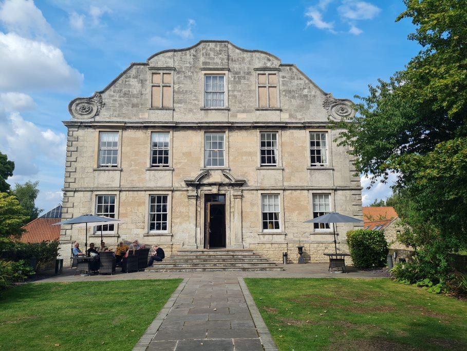 Hellaby Hall Hotel & Spa, Hellaby - CAMRA - The Campaign for Real Ale