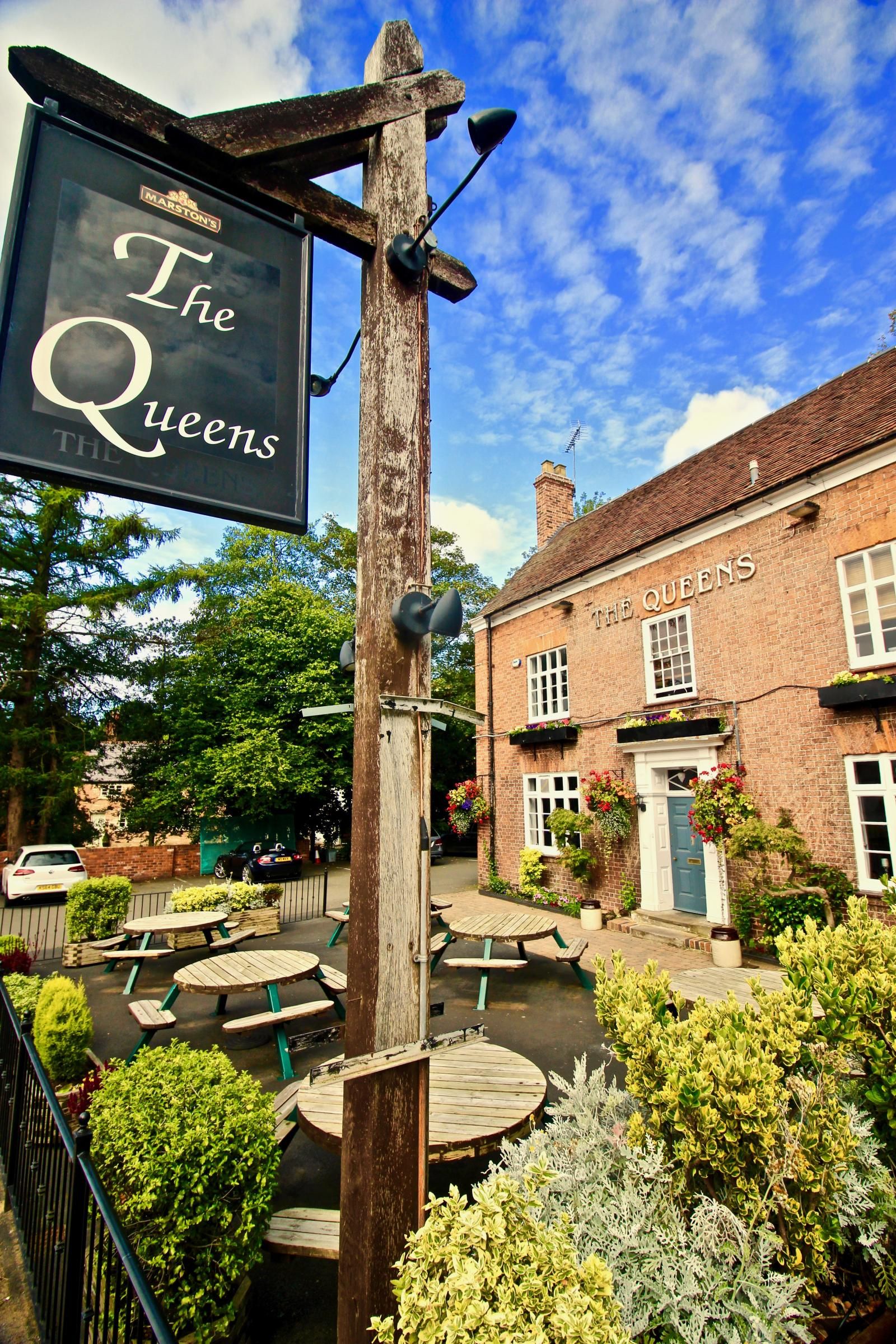 Queens, Belbroughton - CAMRA - The Campaign for Real Ale