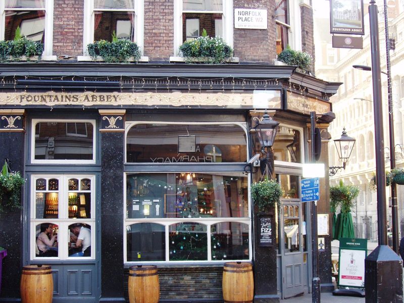 Mad Bishop & Bear, Paddington - CAMRA - The Campaign for Real Ale