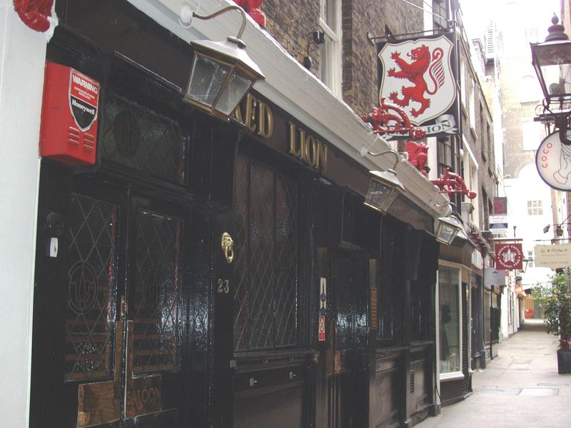 Royal Automobile Club, London - CAMRA - The Campaign for Real Ale