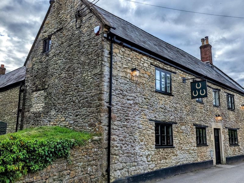 Blue Ball Hotel, Bruton - CAMRA - The Campaign for Real Ale