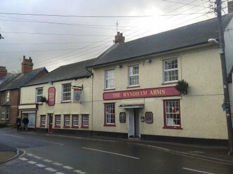 Pebbles Tavern, Watchet - CAMRA - The Campaign for Real Ale