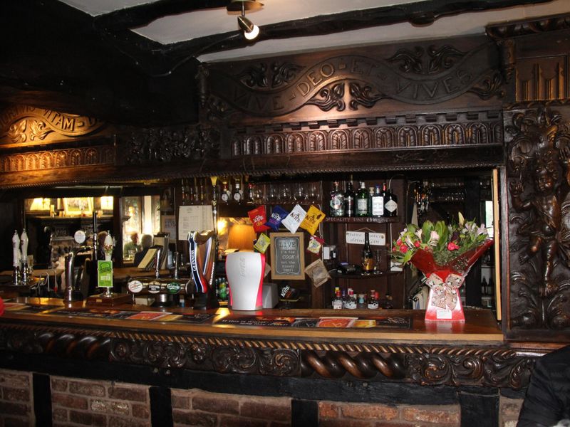 Old Hunting Lodge, Newnham Bridge - CAMRA - The Campaign for Real Ale